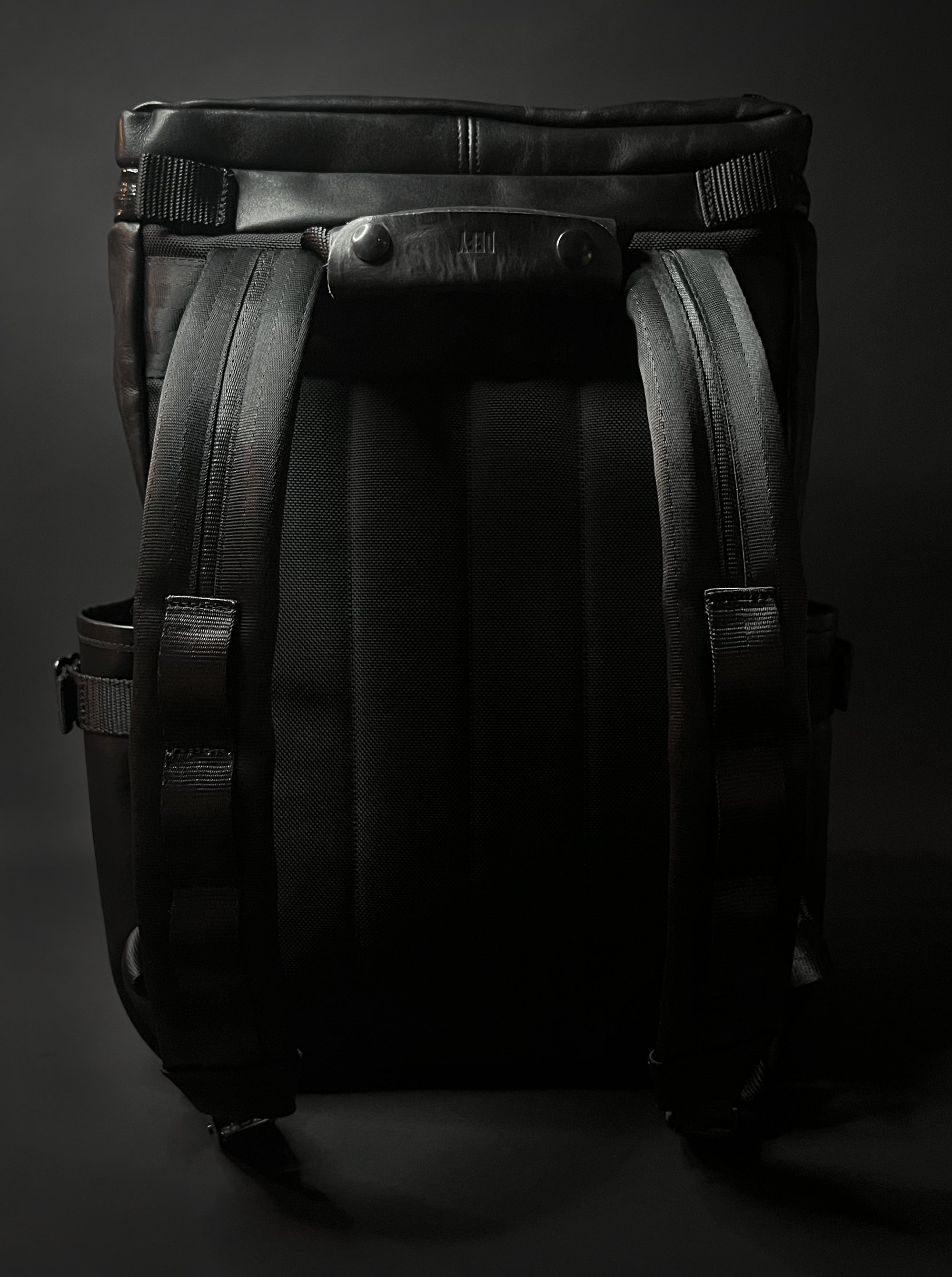 Menace Backpack 2.0 / Full Horween Essex Rookery Leather x TexWax™ Buf ...