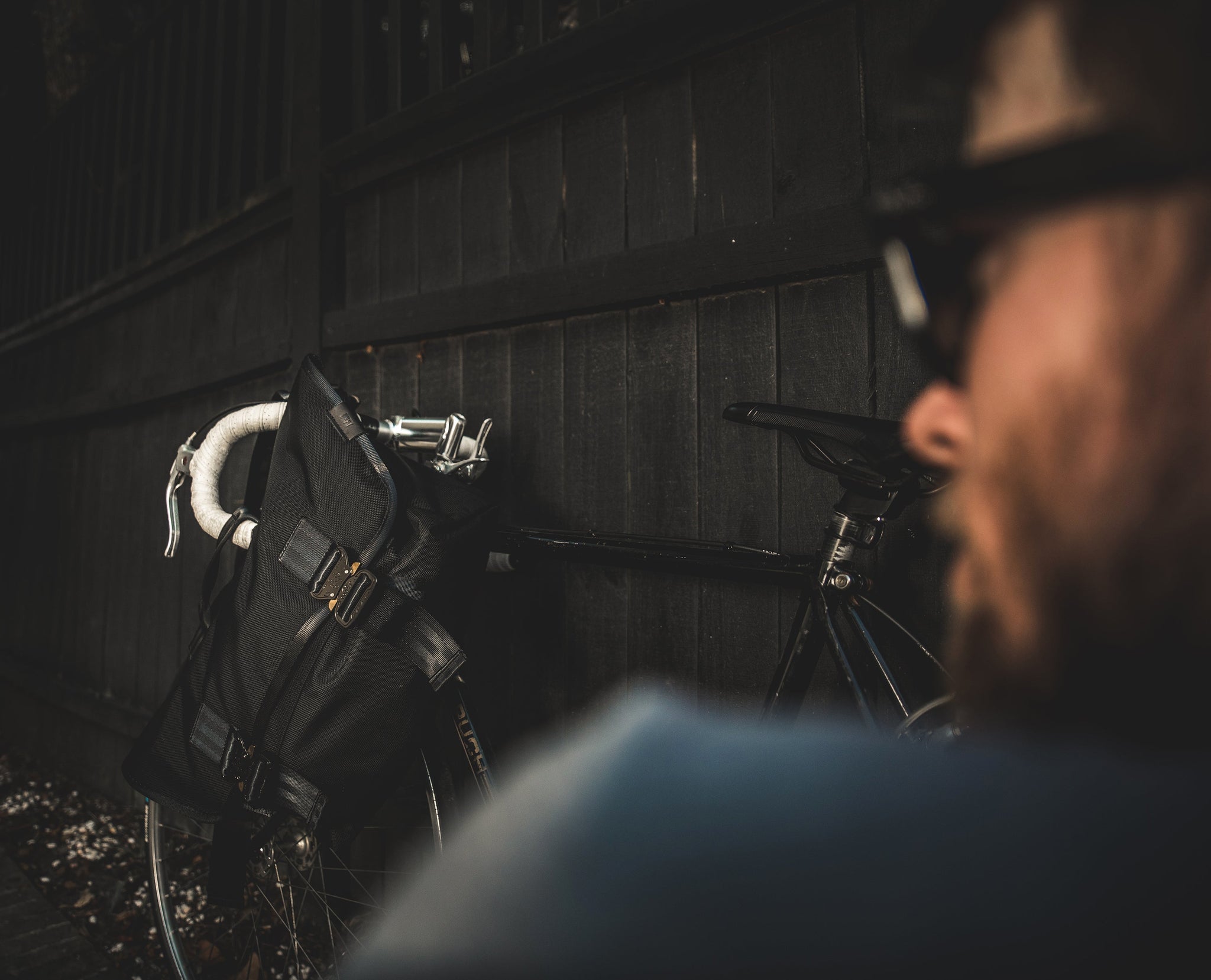 Recon Mashup Messenger Bag | Black Ballistic Nylon – DEFY